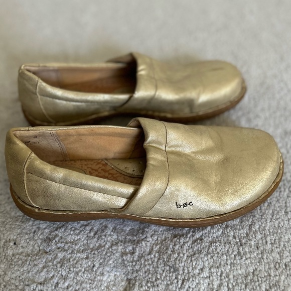 boc | Shoes | Boc Gold Slip On Shoes Size 85m | Poshmark